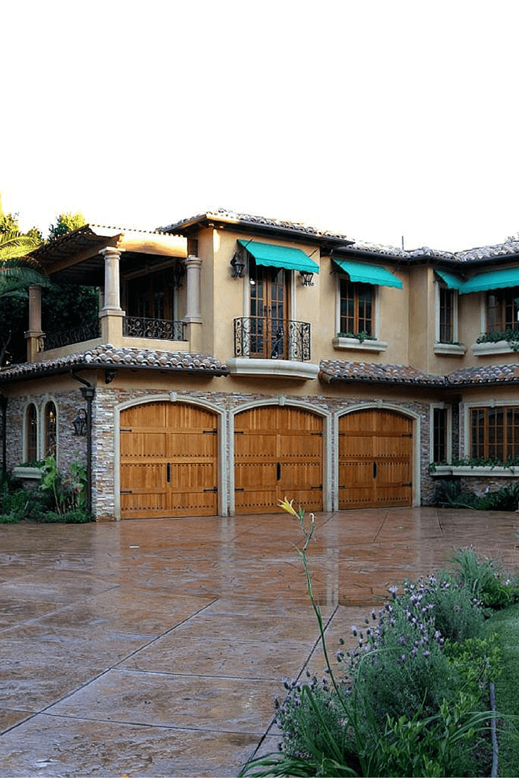 A Modern Take on an Old Style of Tuscan Home | Arie Abekasis